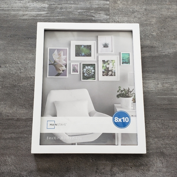 Mainstays | Accents | White Classic Mainstays Picture Frame | Poshmark